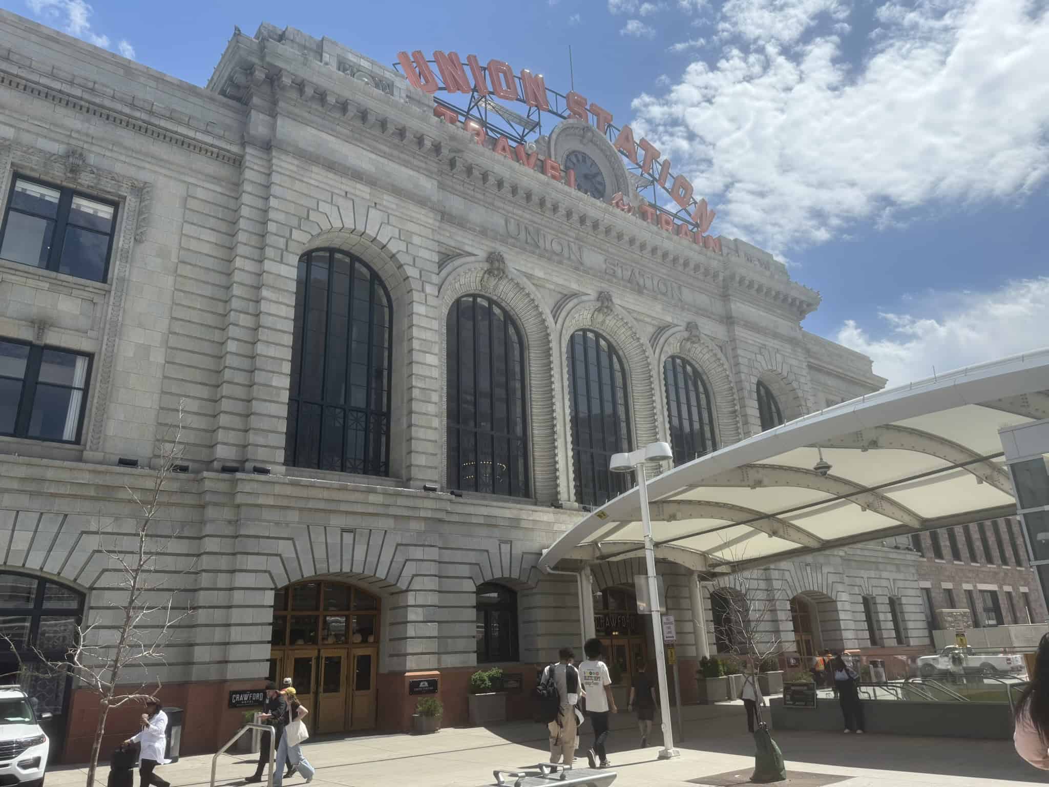 The Ultimate Guide to the Denver Airport Train (Schedule, Cost, How to ...