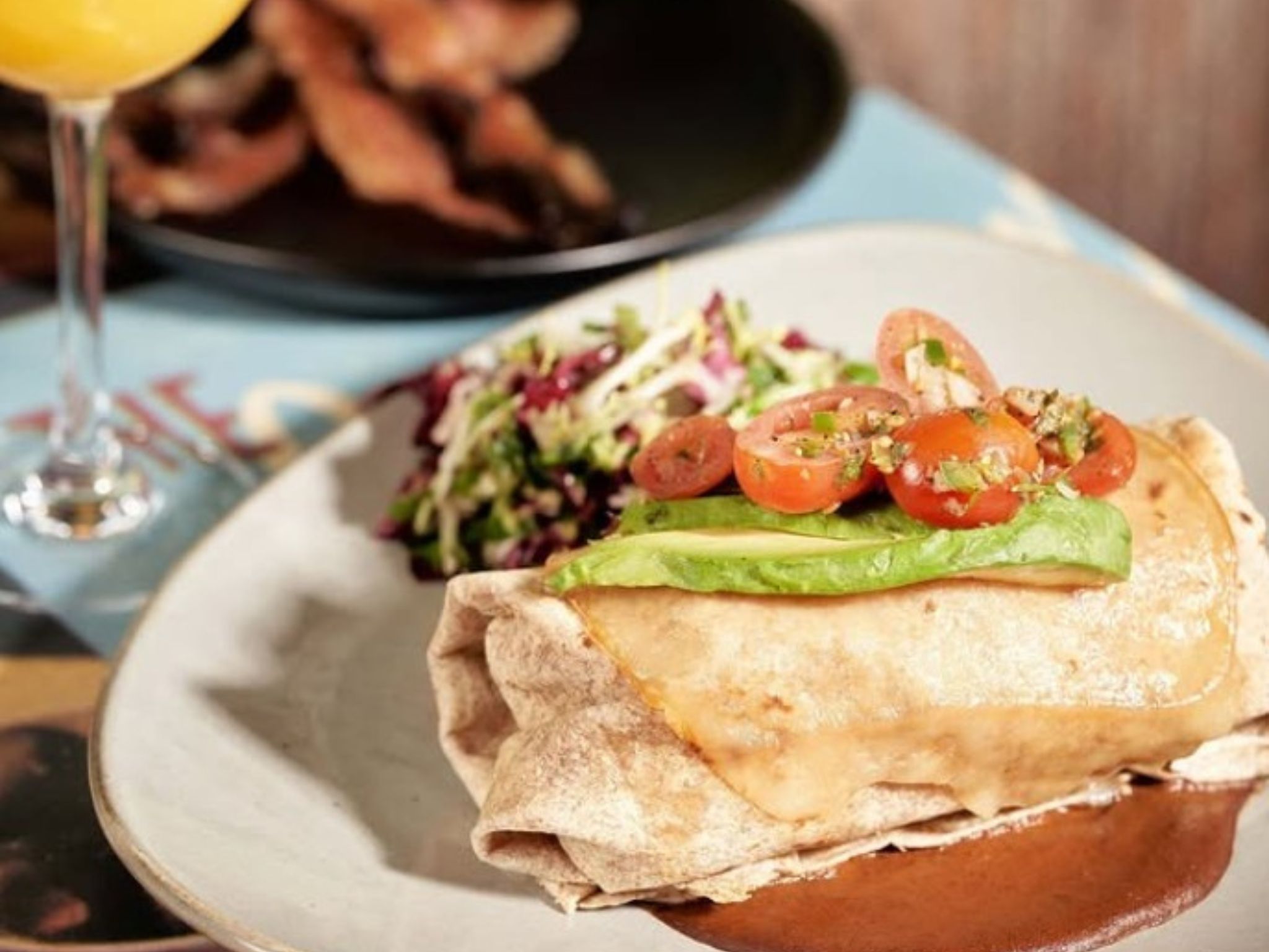 Best Denver Airport Breakfast Spots by Concourse - Denver Airporter